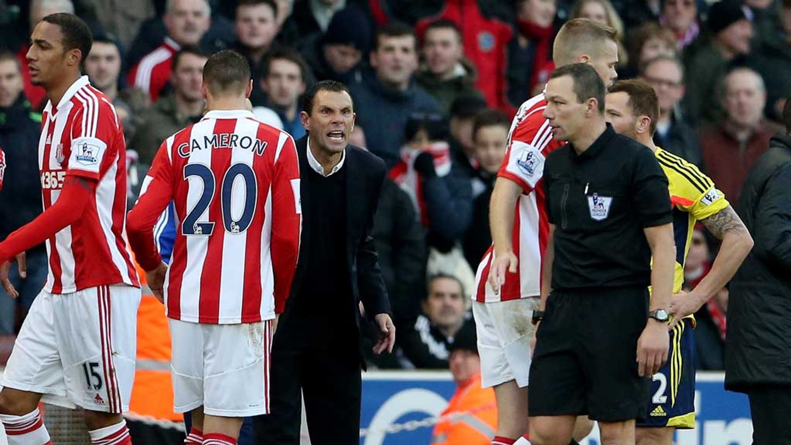 Premier League: Sunderland to appeal Wes Brown red card | Football News ...