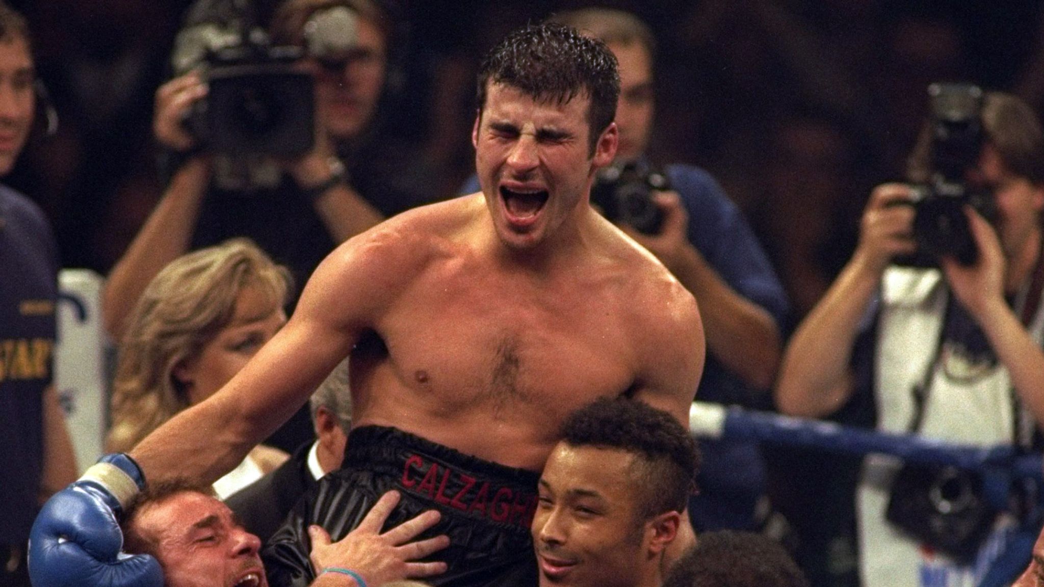 Joe Calzaghe inducted into the International Boxing Hall of Fame ...