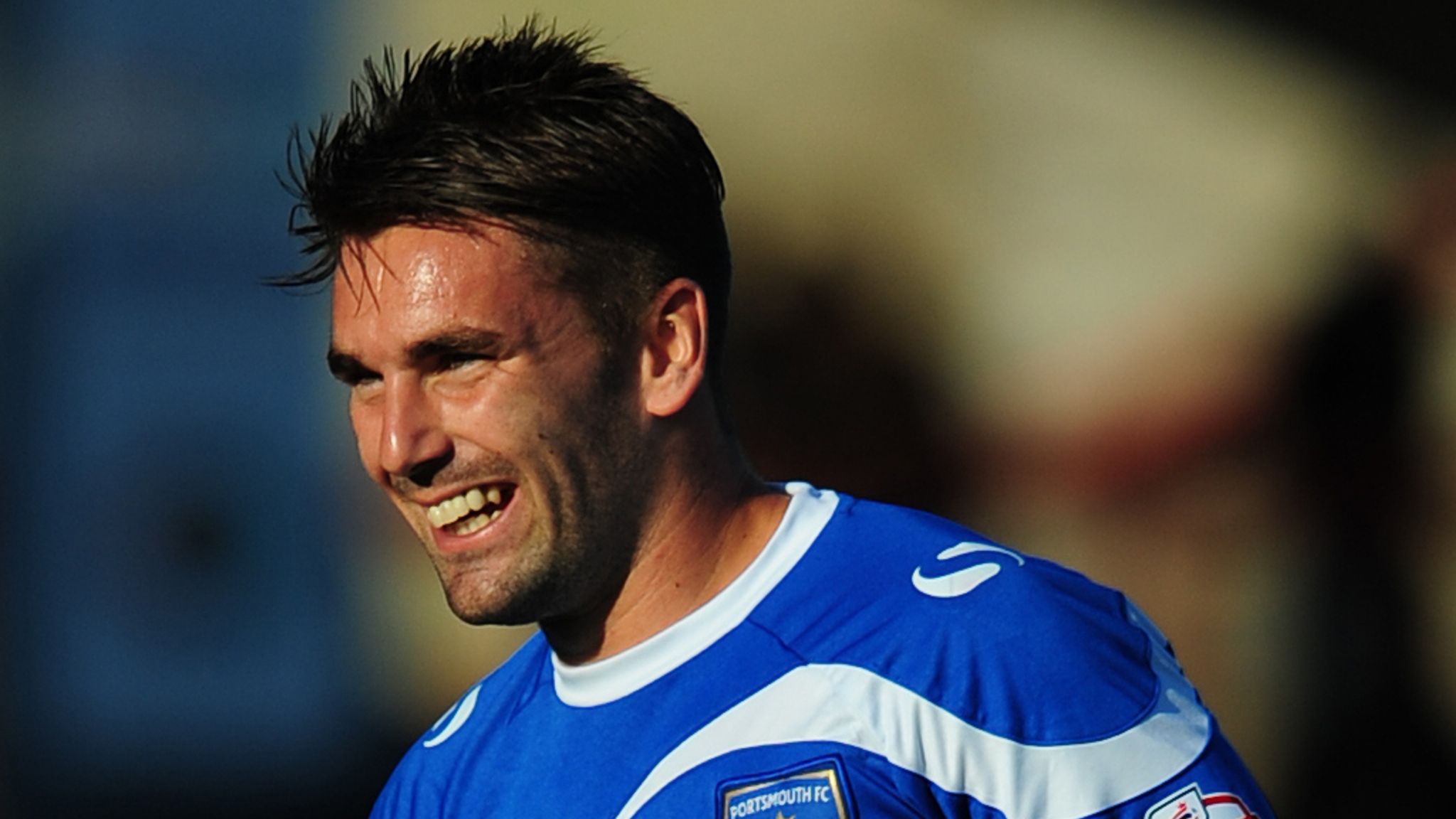 Northampton bring in Holmes | Football News | Sky Sports