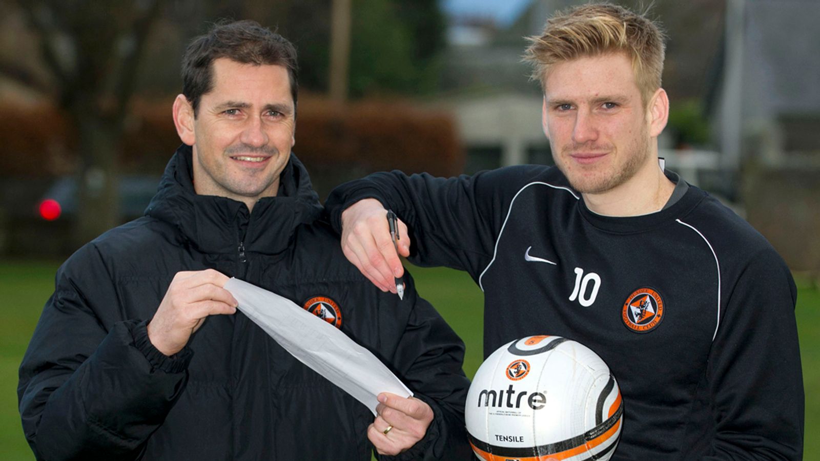 Scottish football: Stuart Armstrong signs one-year contract extension ...