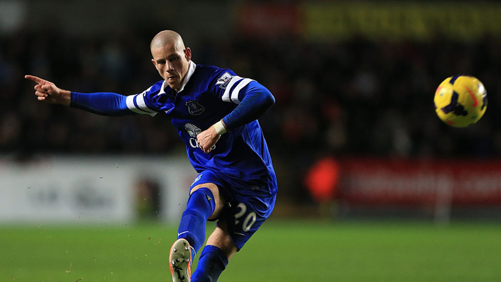 Premier League: Ross Barkley expected to score Everton's winner at ...