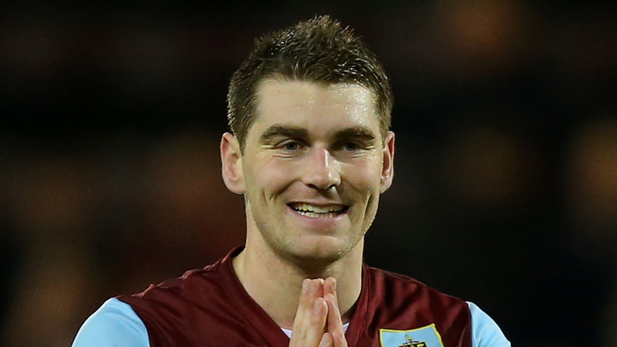 Sam Vokes signs Burnley contract extension until 2017 | Football News ...