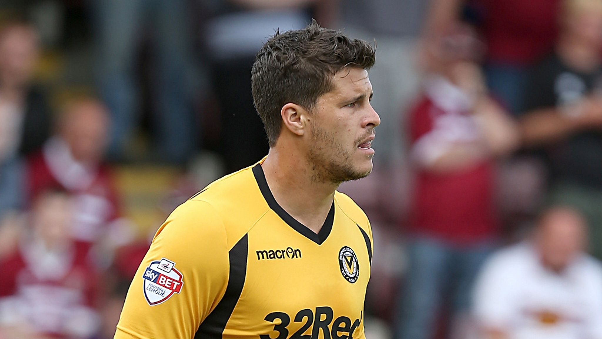 Crow flies Newport nest | Football News | Sky Sports