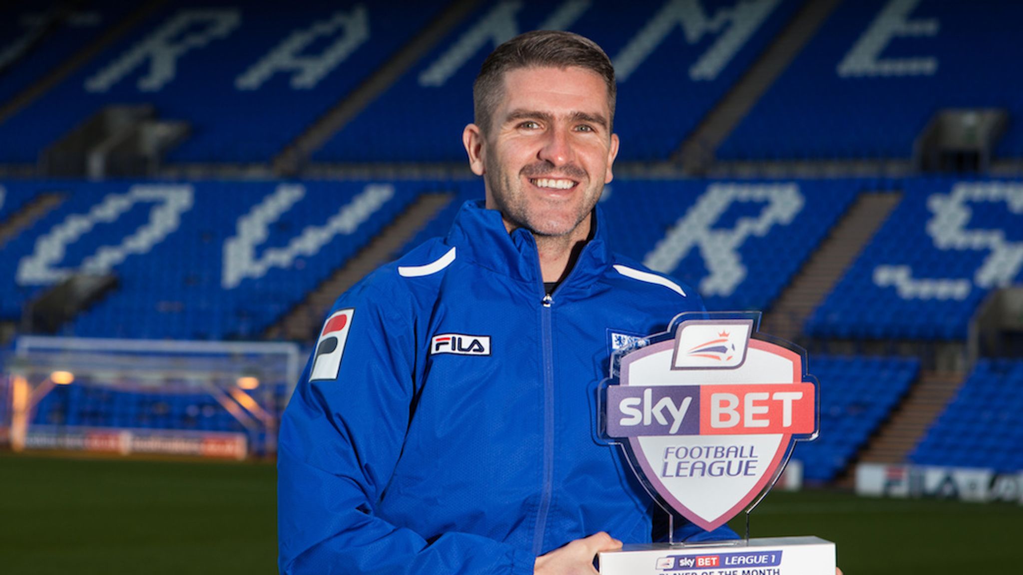 Colchester v Crewe preview | Football News | Sky Sports