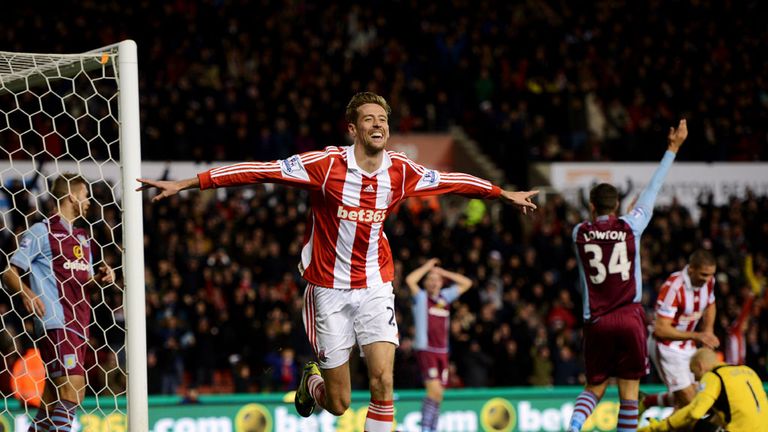 Mark Hughes says Peter Crouch will stay at Stoke amid QPR speculation ...