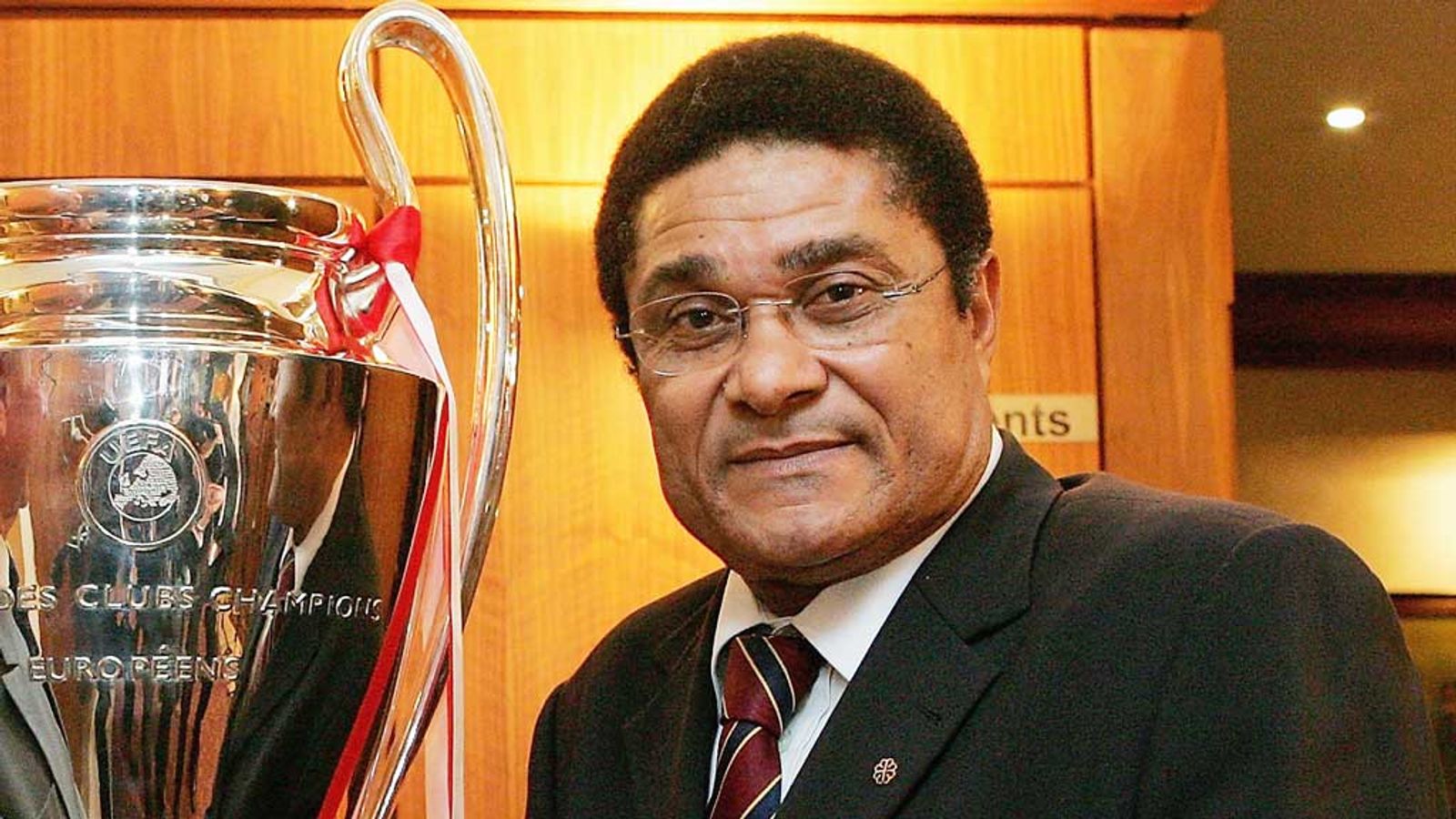 Portuguese football legend Eusebio dies at the age of 71 | Football ...