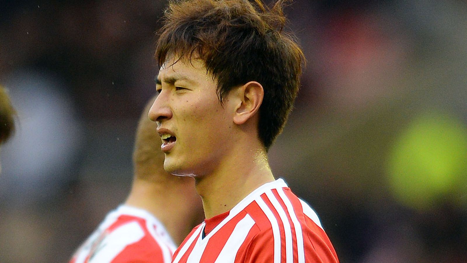 Sunderland fined for fielding ineligible player Ji Dong-won earlier ...