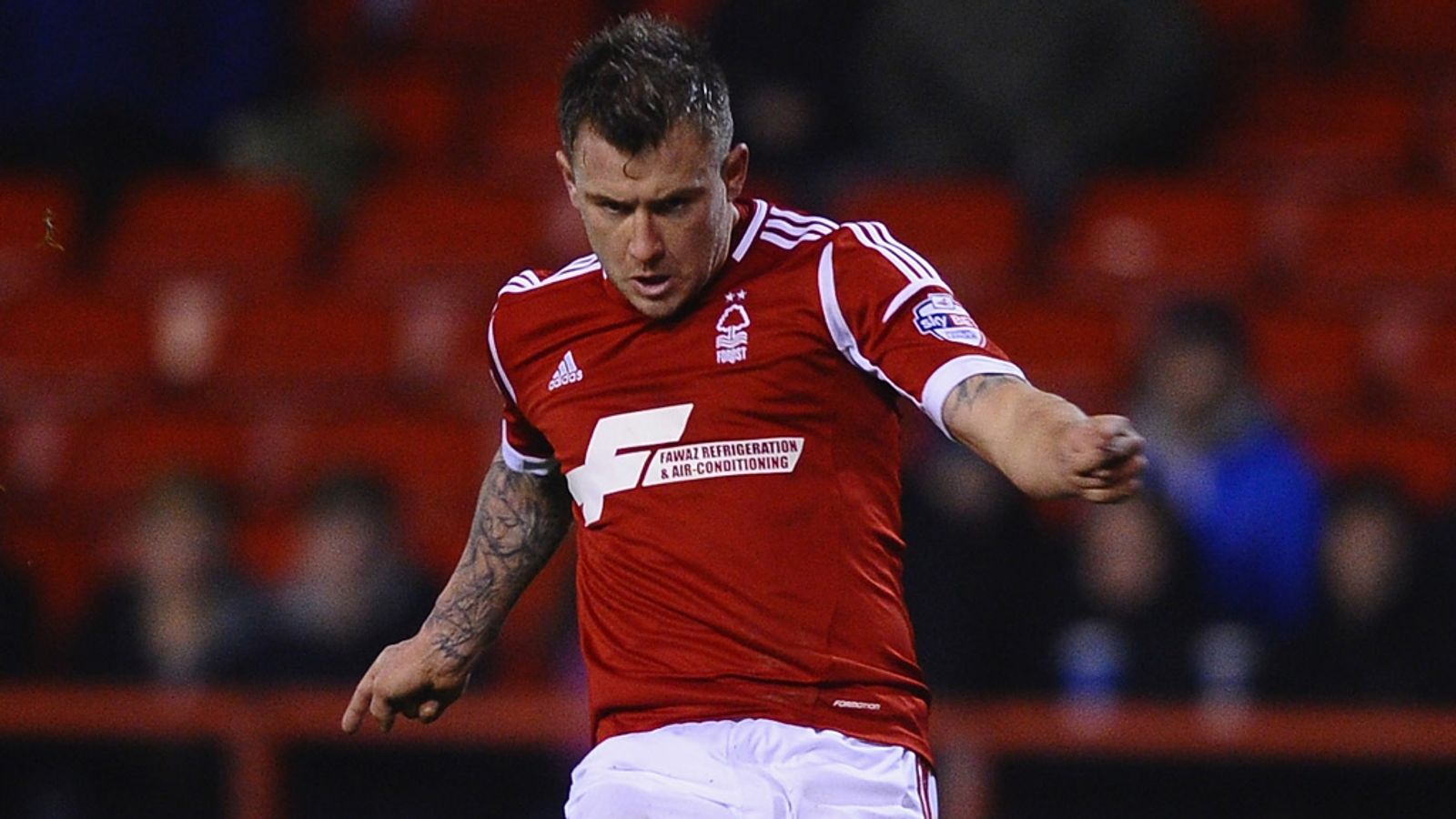 Transfer news: Reading sign Nottingham Forest striker Simon Cox on two ...