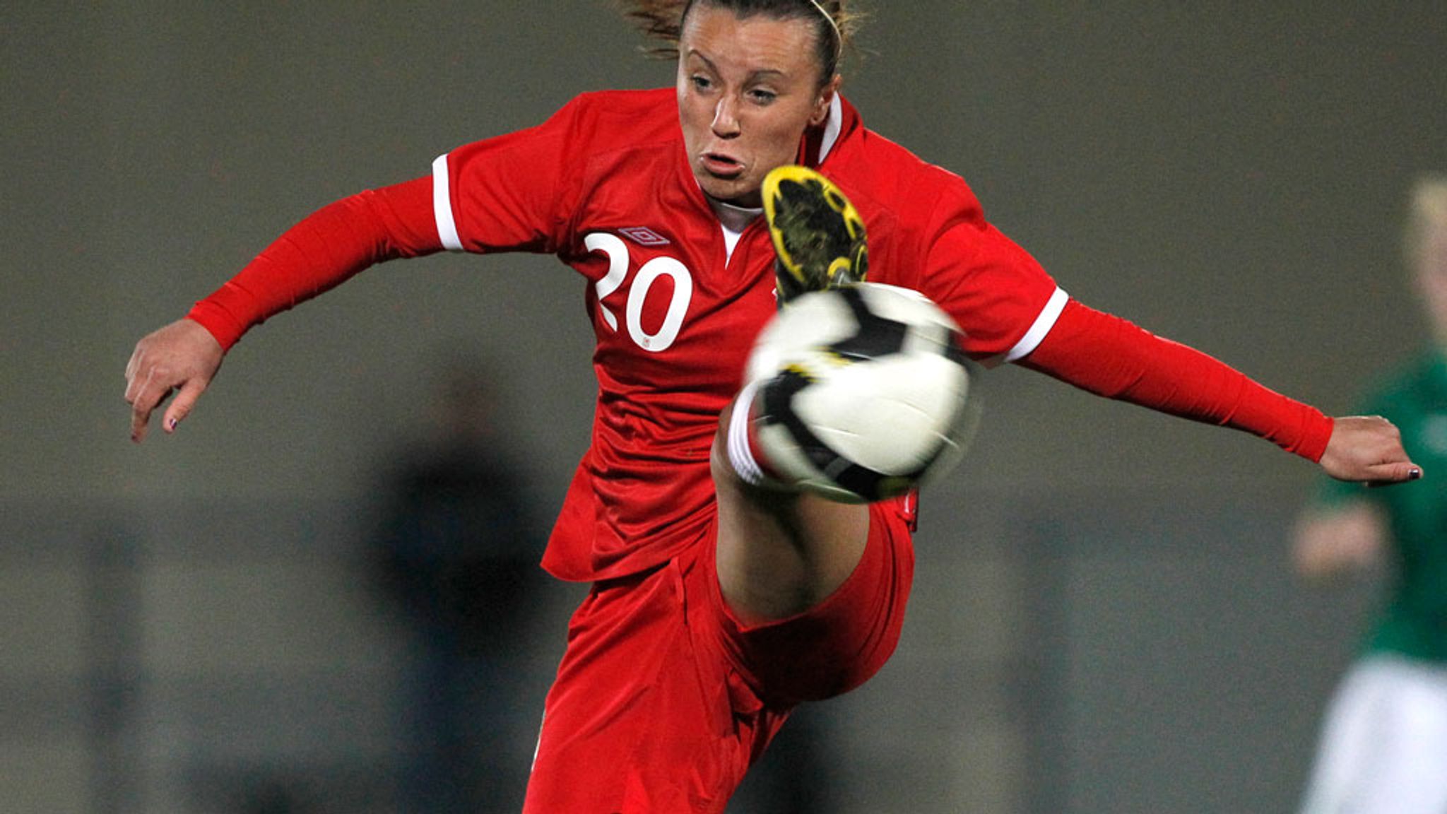 Women's football: Natasha Harding signs new Bristol deal | Football ...