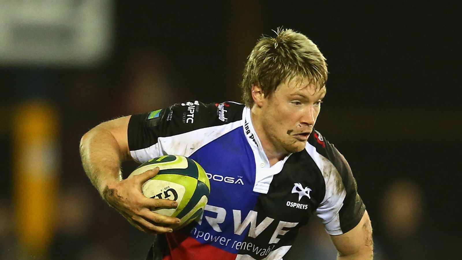 Welsh international Jonathan Spratt puts pen to new Ospreys deal ...
