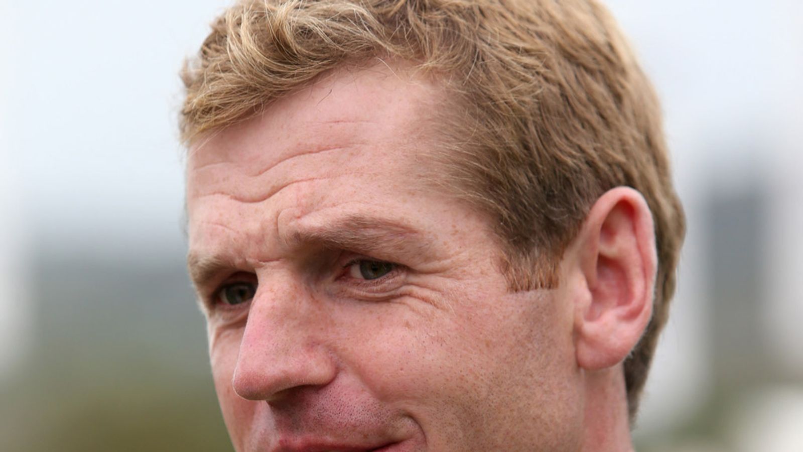 Jamie Snowden waiting with Buche de Noel | Racing News | Sky Sports