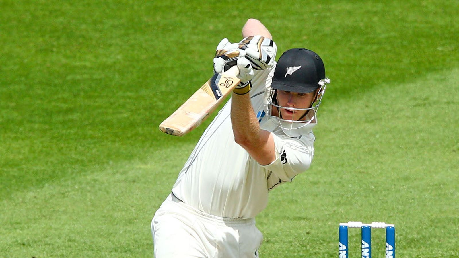 Jimmy Neesham joins exclusive list as New Zealand pile on the runs ...