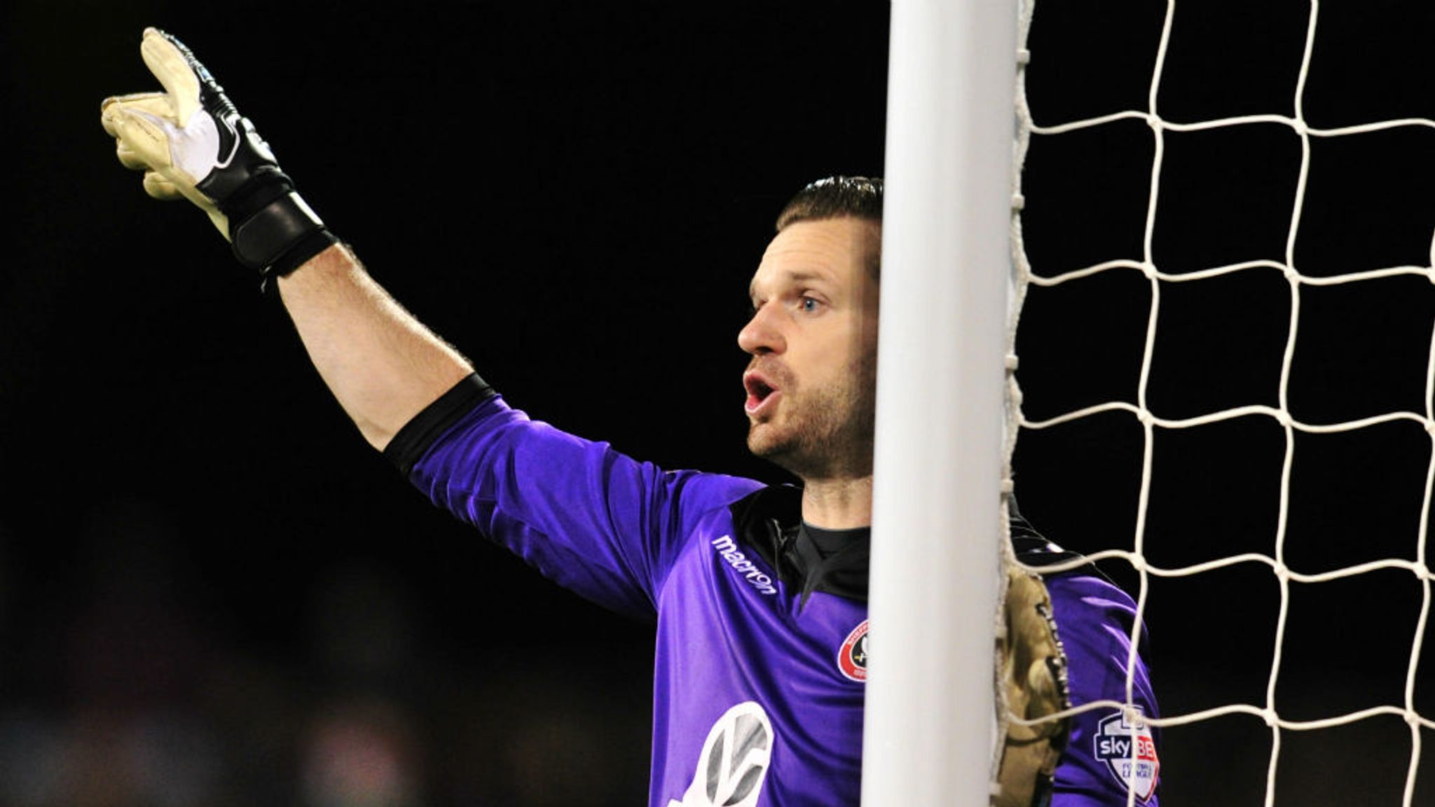 Howard has boss' backing | Football News | Sky Sports