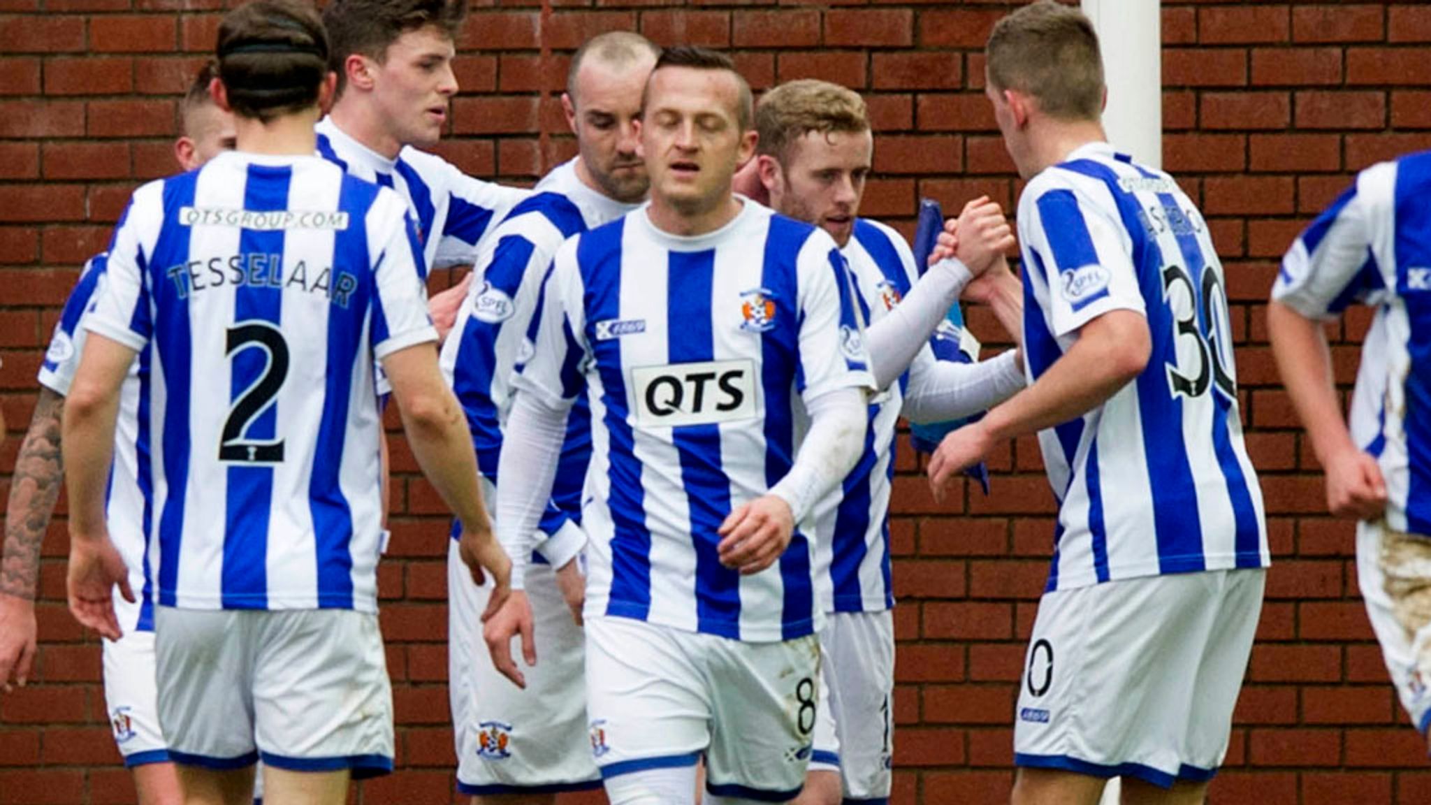 Scottish Premiership: A Danny Haynes header secures point for Hibs at ...