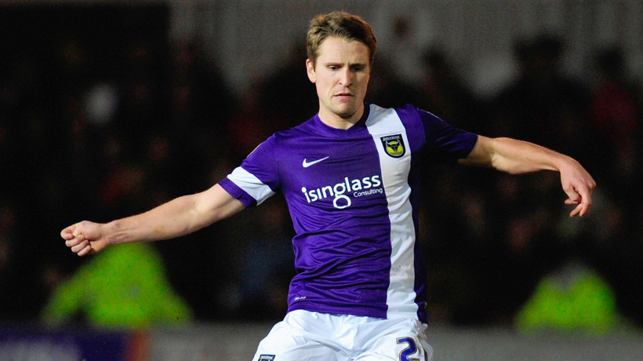 Magpies swoop for Wroe | Football News | Sky Sports