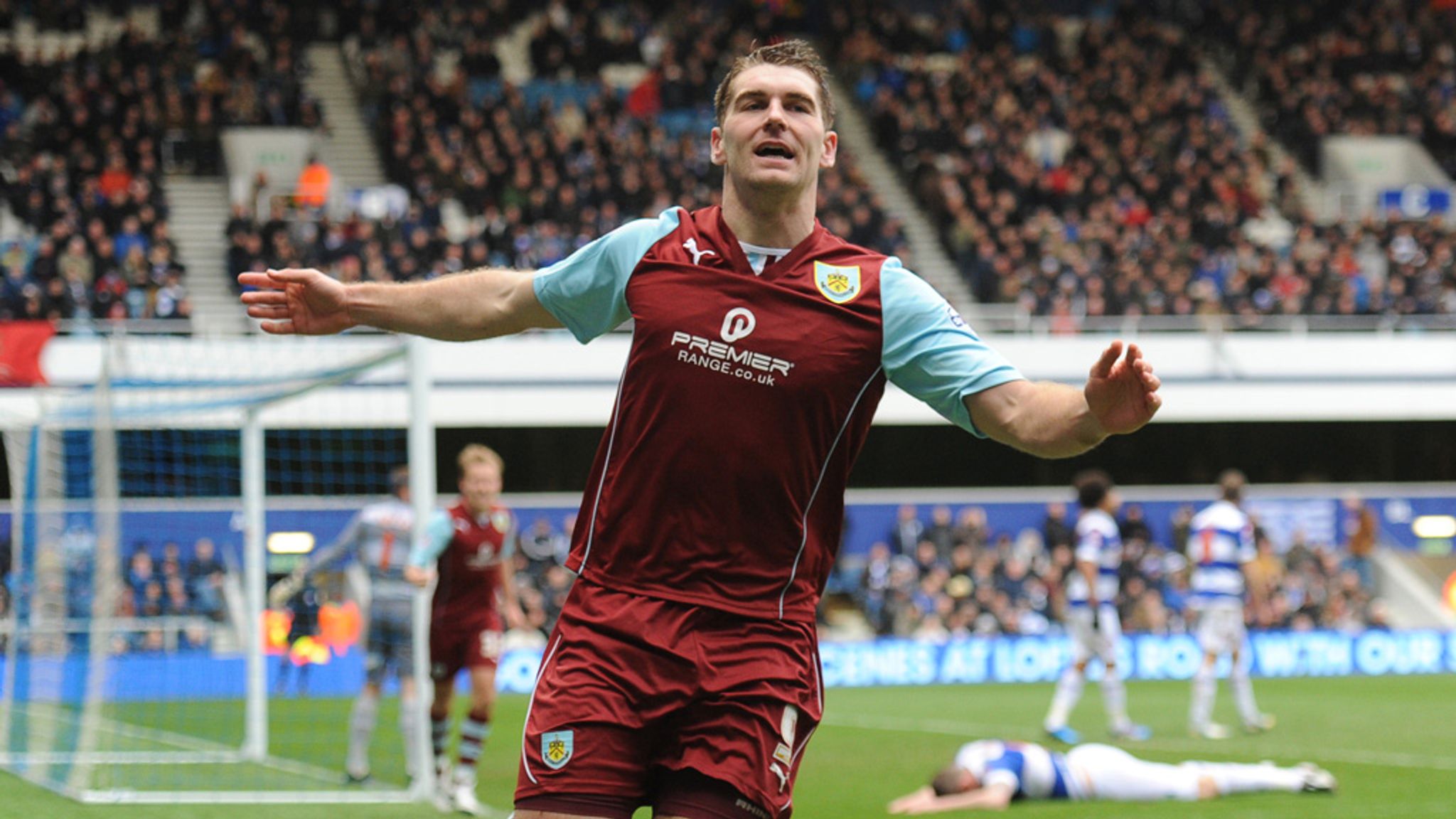 Sky Bet Championship: Sam Vokes hands Burnley vital victory over Bolton ...