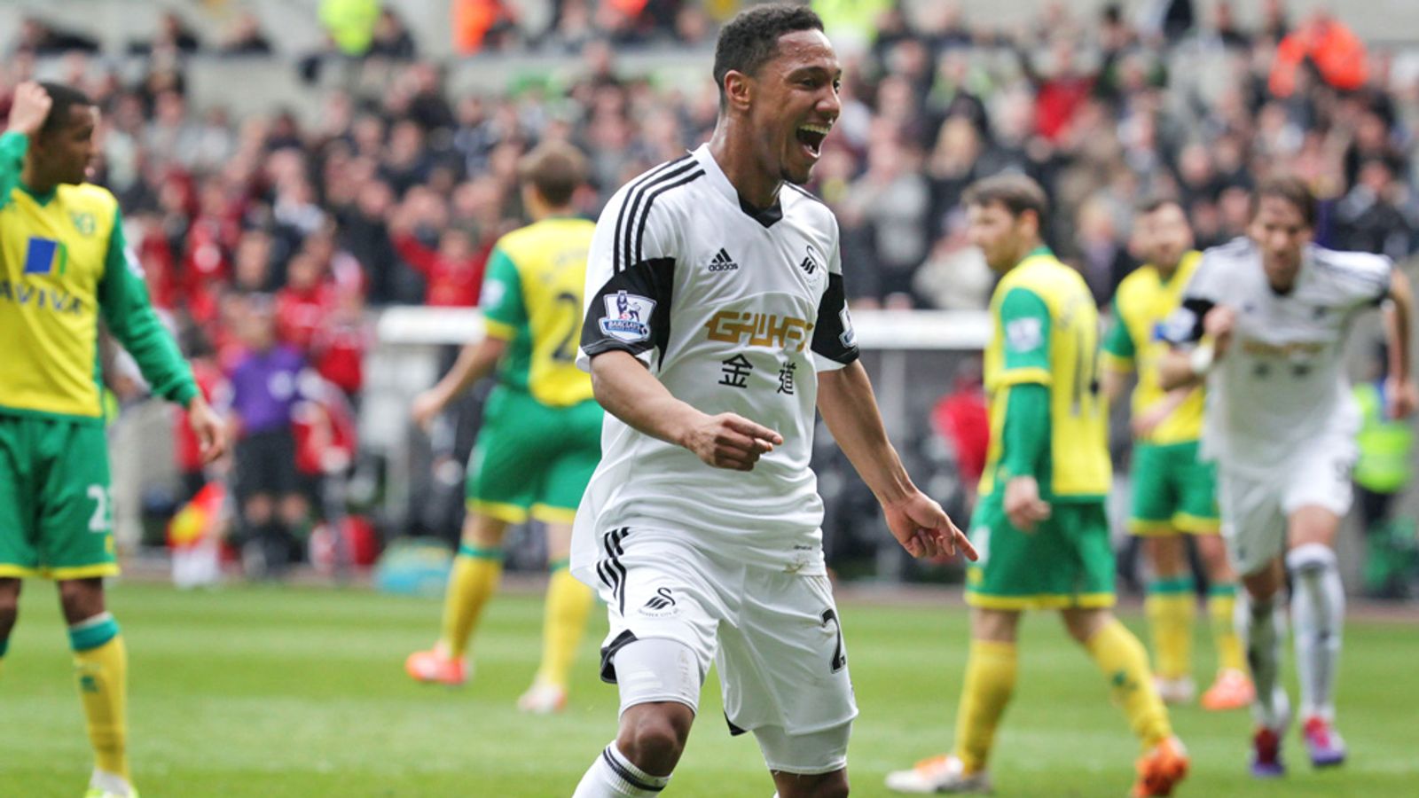 Transfer news: Jonathan de Guzman happy to stay at Swansea | Football ...