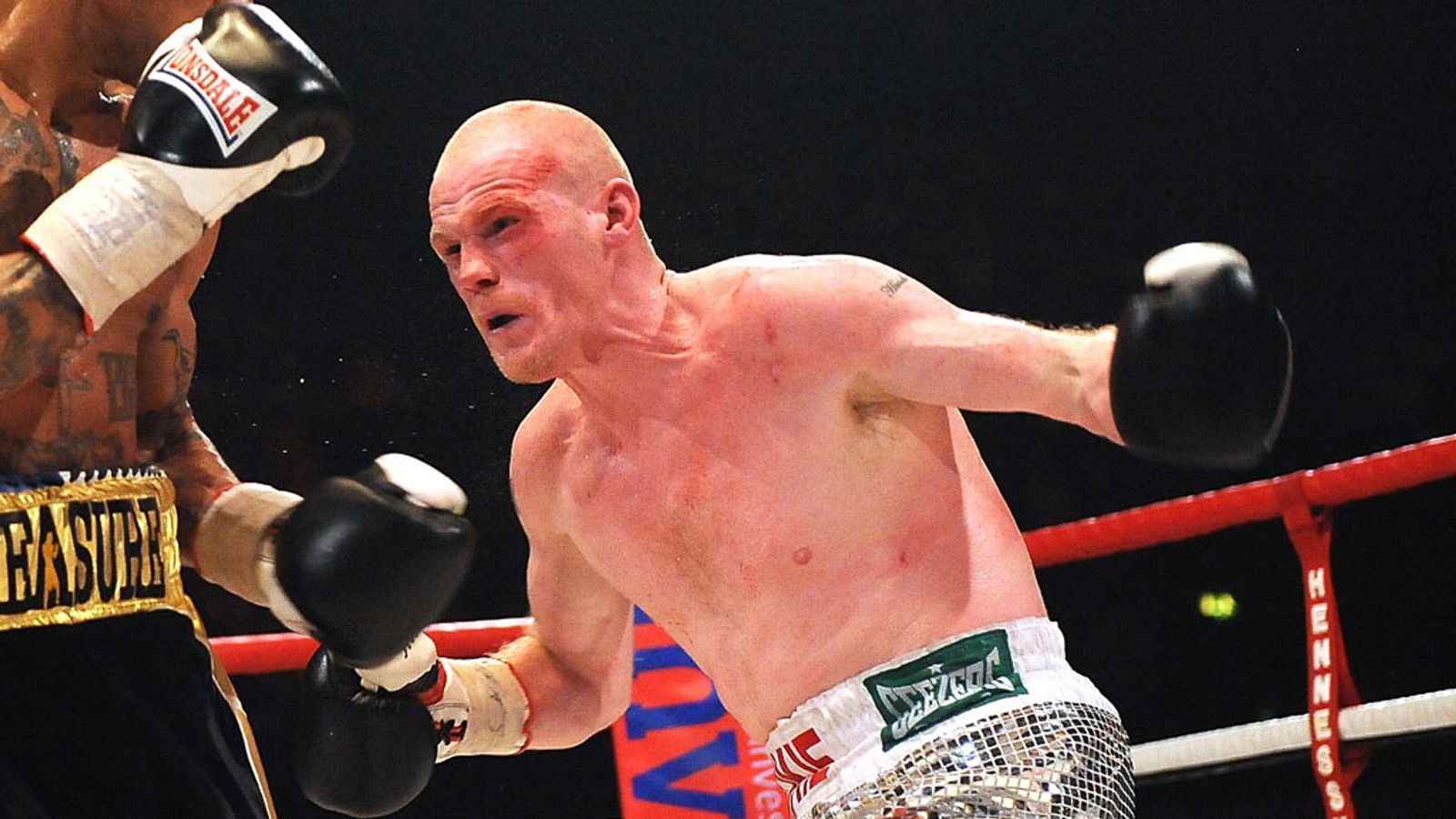 Unbeaten duo Johnny Garton and John Coyle target Prizefighter trophy ...