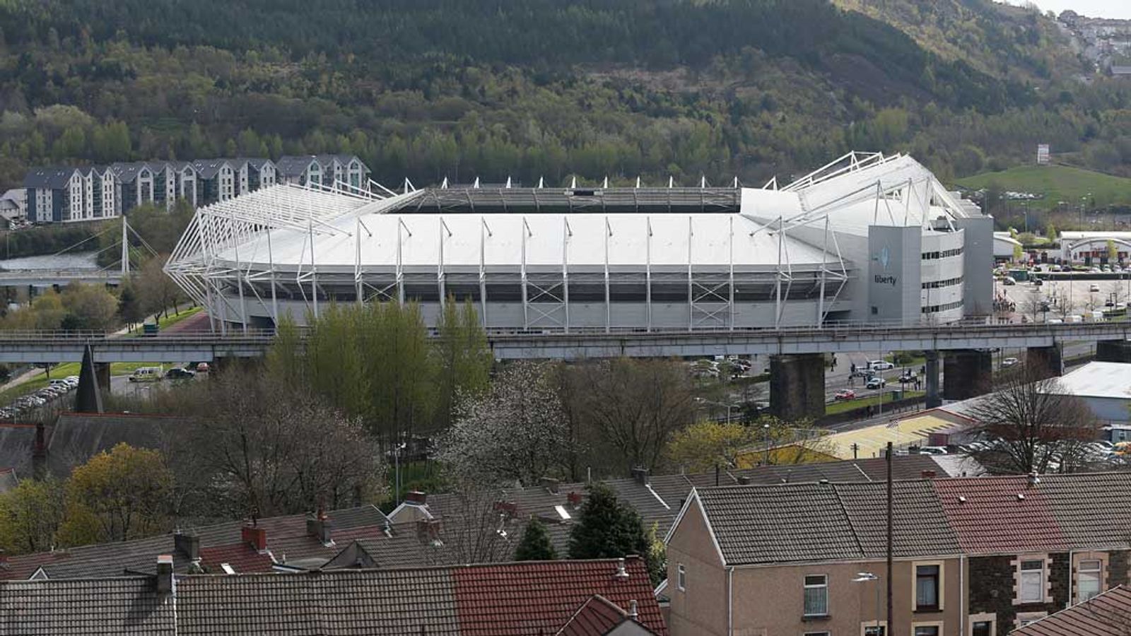 Premier League: Swansea City play down training ground bust-up reports ...