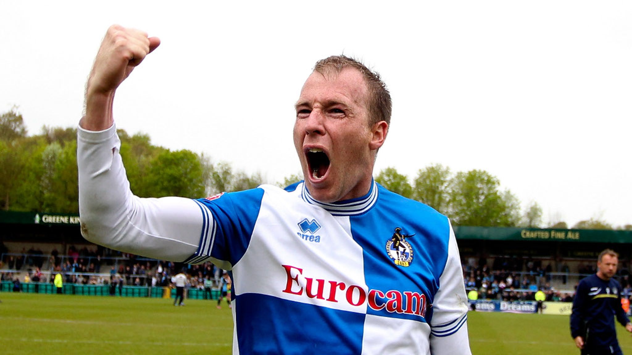 Transfer news: Dundee sign striker David Clarkson | Football News | Sky ...