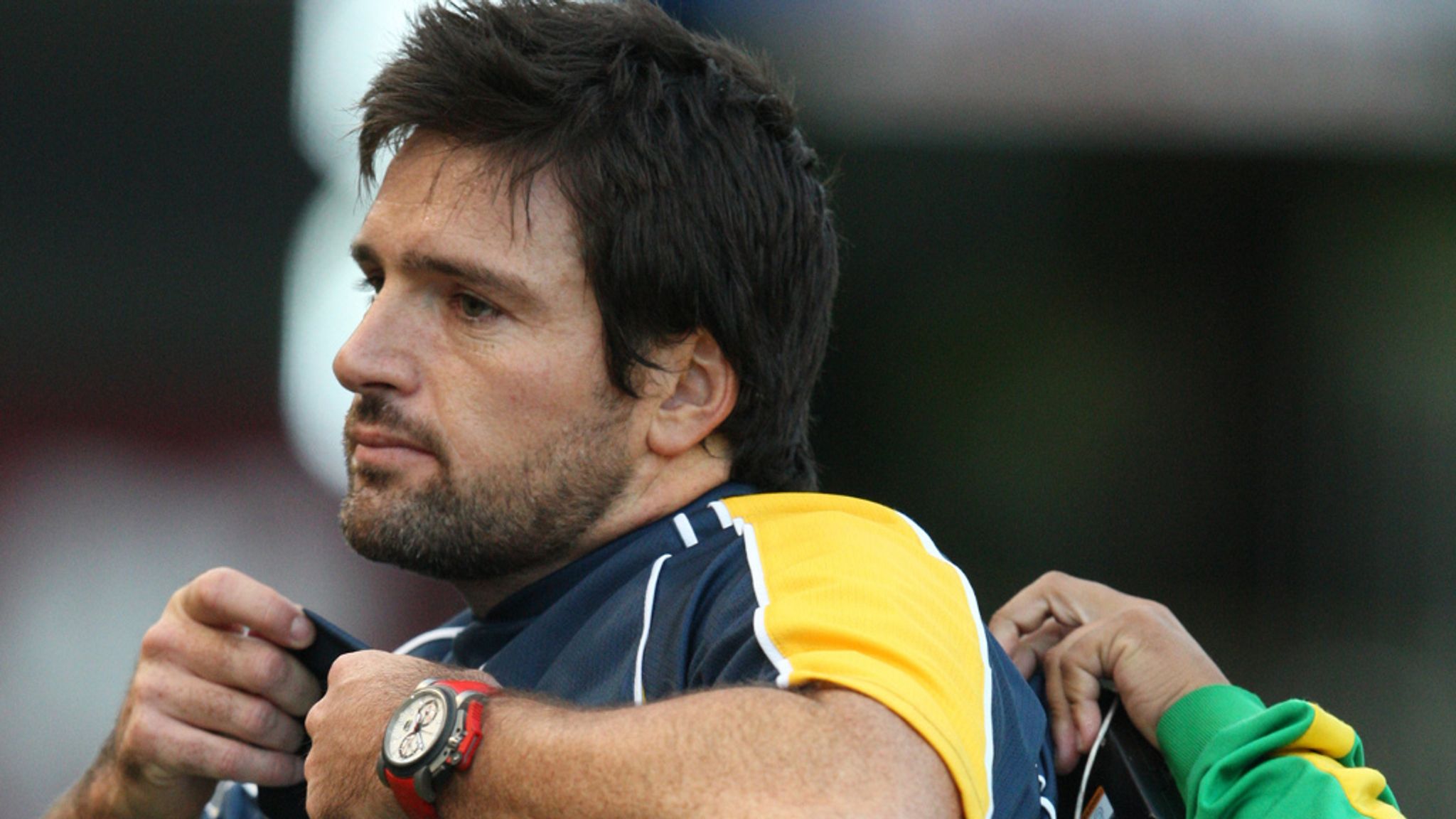 Steve Walsh hangs up his referee's whistle to go into business | Rugby ...