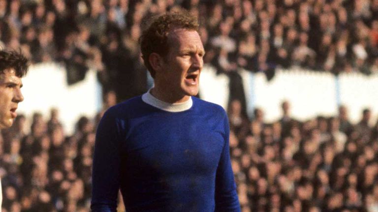Former Everton defender Sandy Brown has died | Football News | Sky Sports