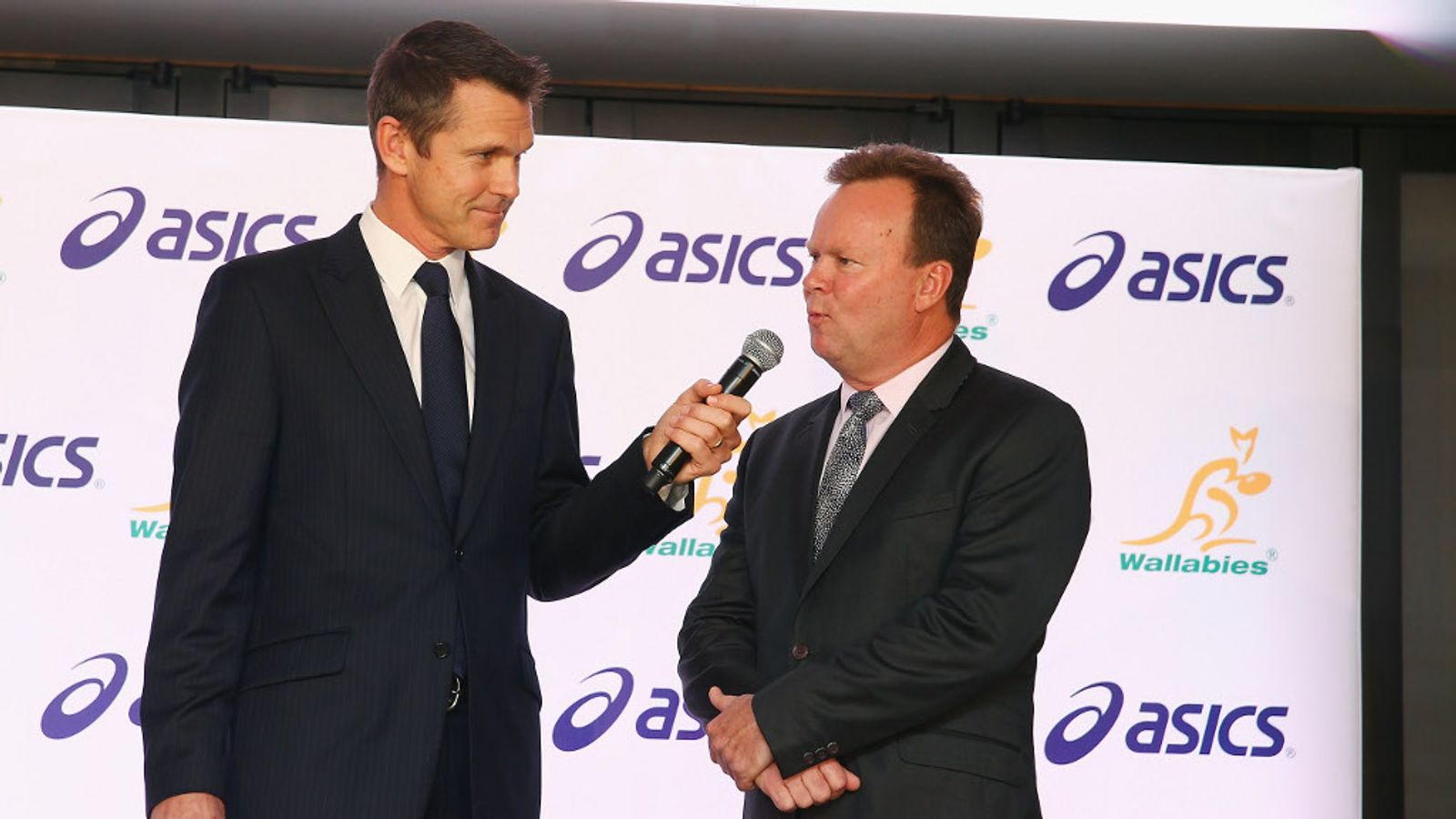 Australian Rugby Union chief Bill Pulver dismisses changing rules to ...