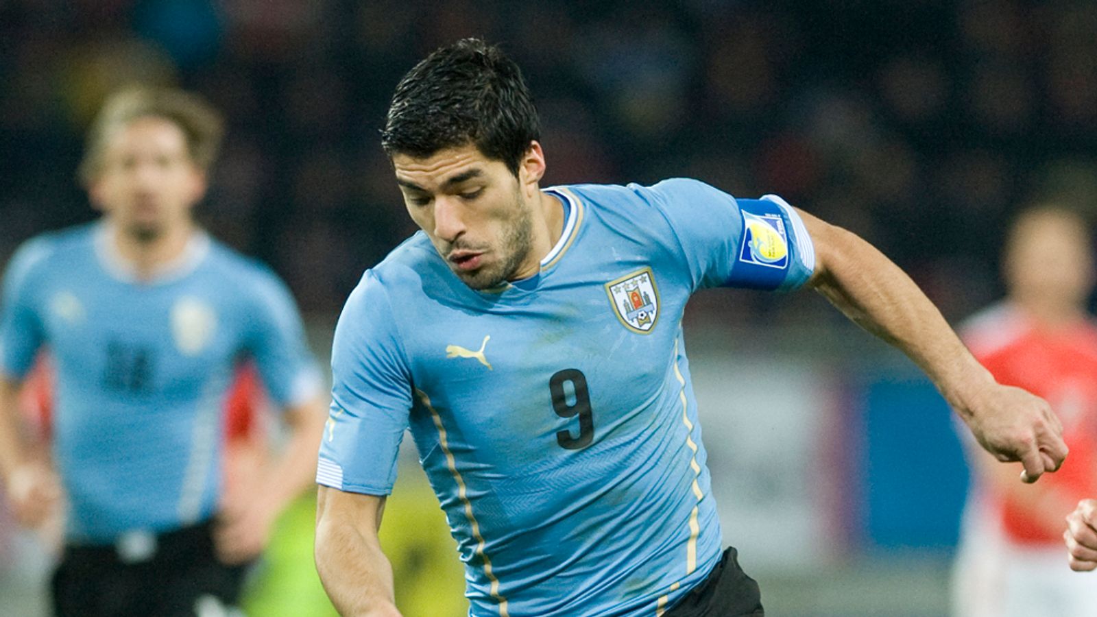 World Cup: Liverpool and Uruguay striker Luis Suarez steps up recovery ...