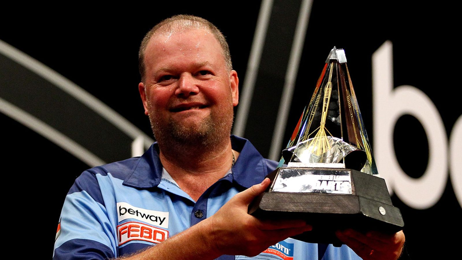2015 Premier League Darts preview: Can Raymond van Barneveld defend his ...