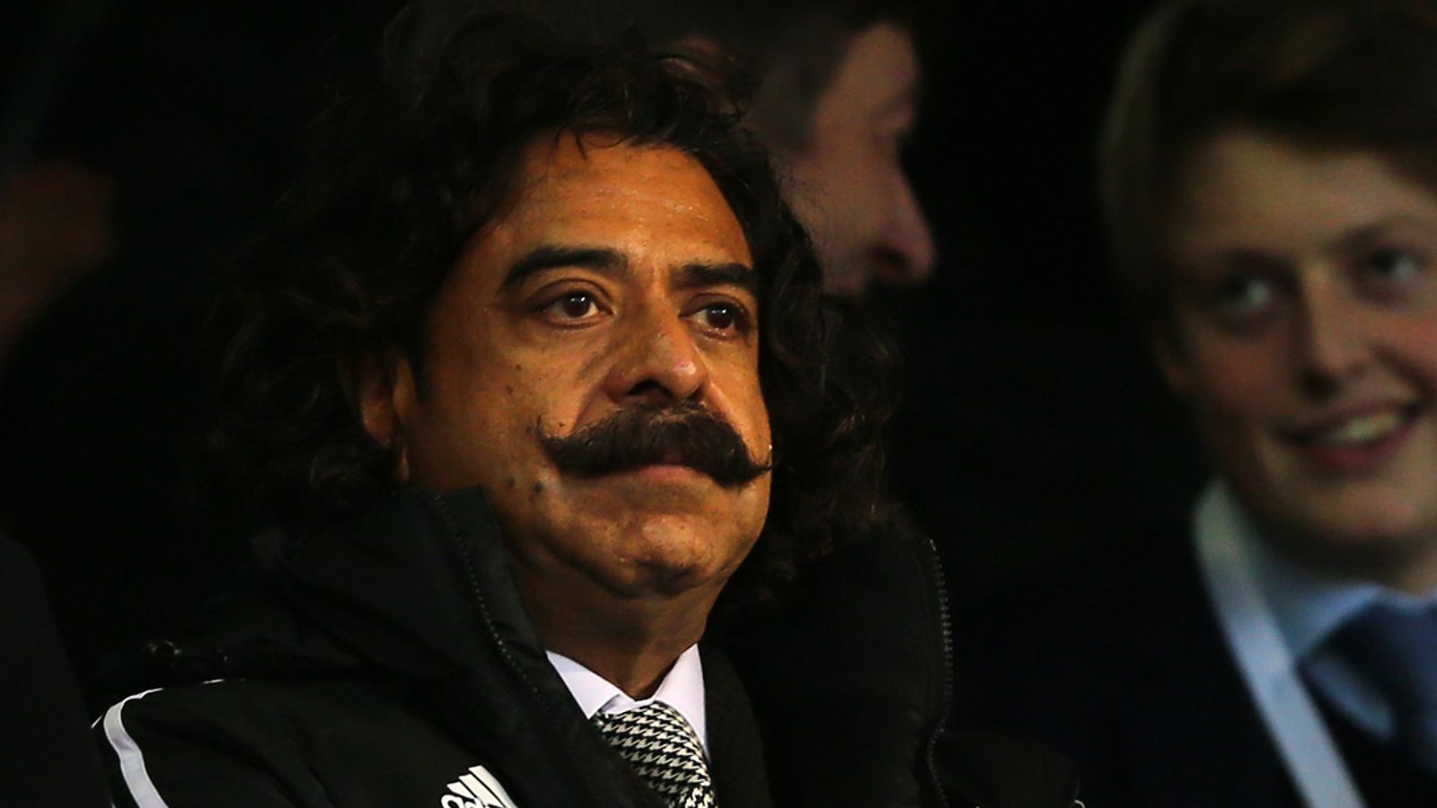Championship: 'We must target a top-six finish' says Fulham owner ...