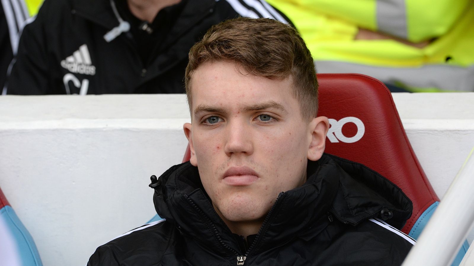 Transfer news: Southampton striker Sam Gallagher signs long-term ...