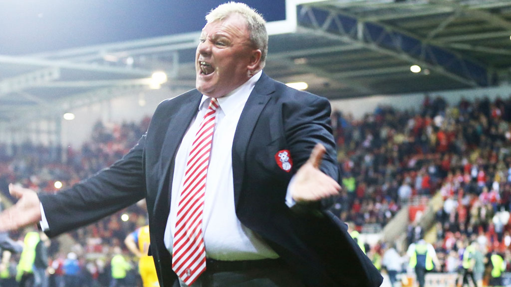 League One: Rotherham chairman Tony Stewart says Steve Evans is staying ...