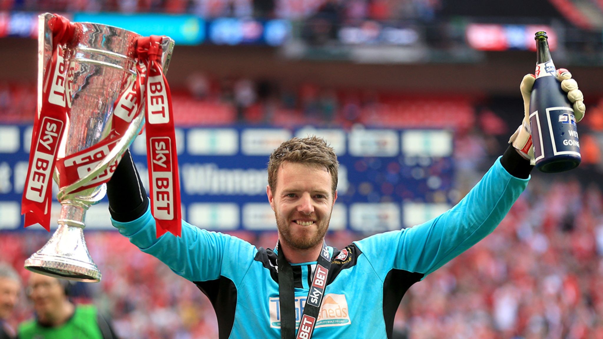 Sky Bet Championship: Goalkeeper Adam Collin signs Rotherham contract ...