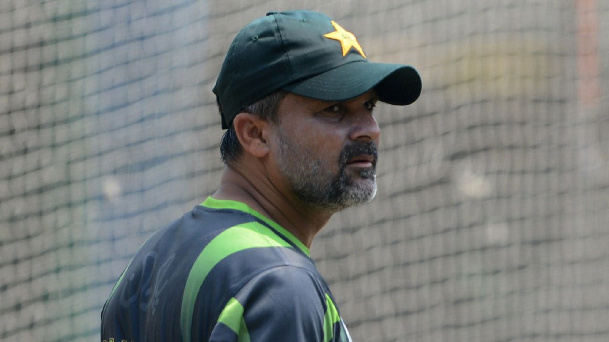 Pakistan all-rounder Mohammed Hafeez's action to be tested in England ...