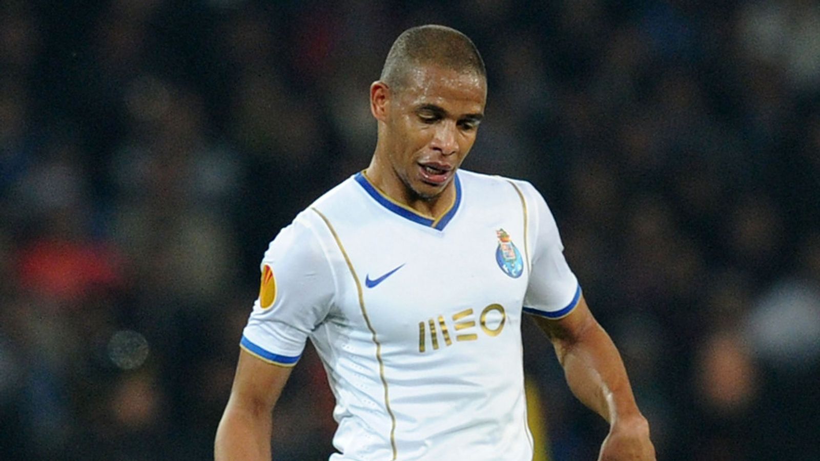 Premier League: Manchester City seal signing of Brazilian midfielder ...