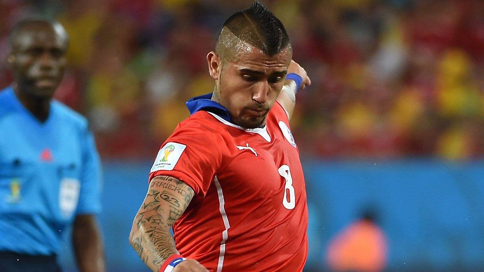 Juventus and Chile star Arturo Vidal plays down knee injury fears ...