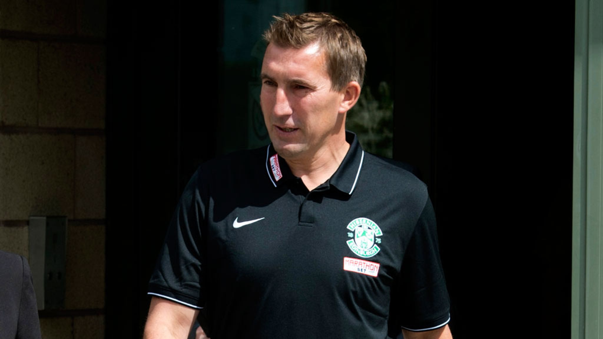 Transfer news: Hull goalkeeper Mark Oxley joins Hibernian on six-month ...