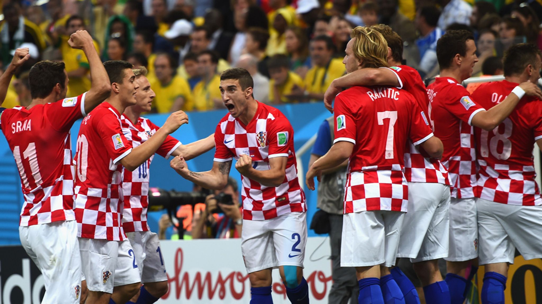World Cup: Neymar scores twice as Brazil defeat Croatia 3-1 in opening ...