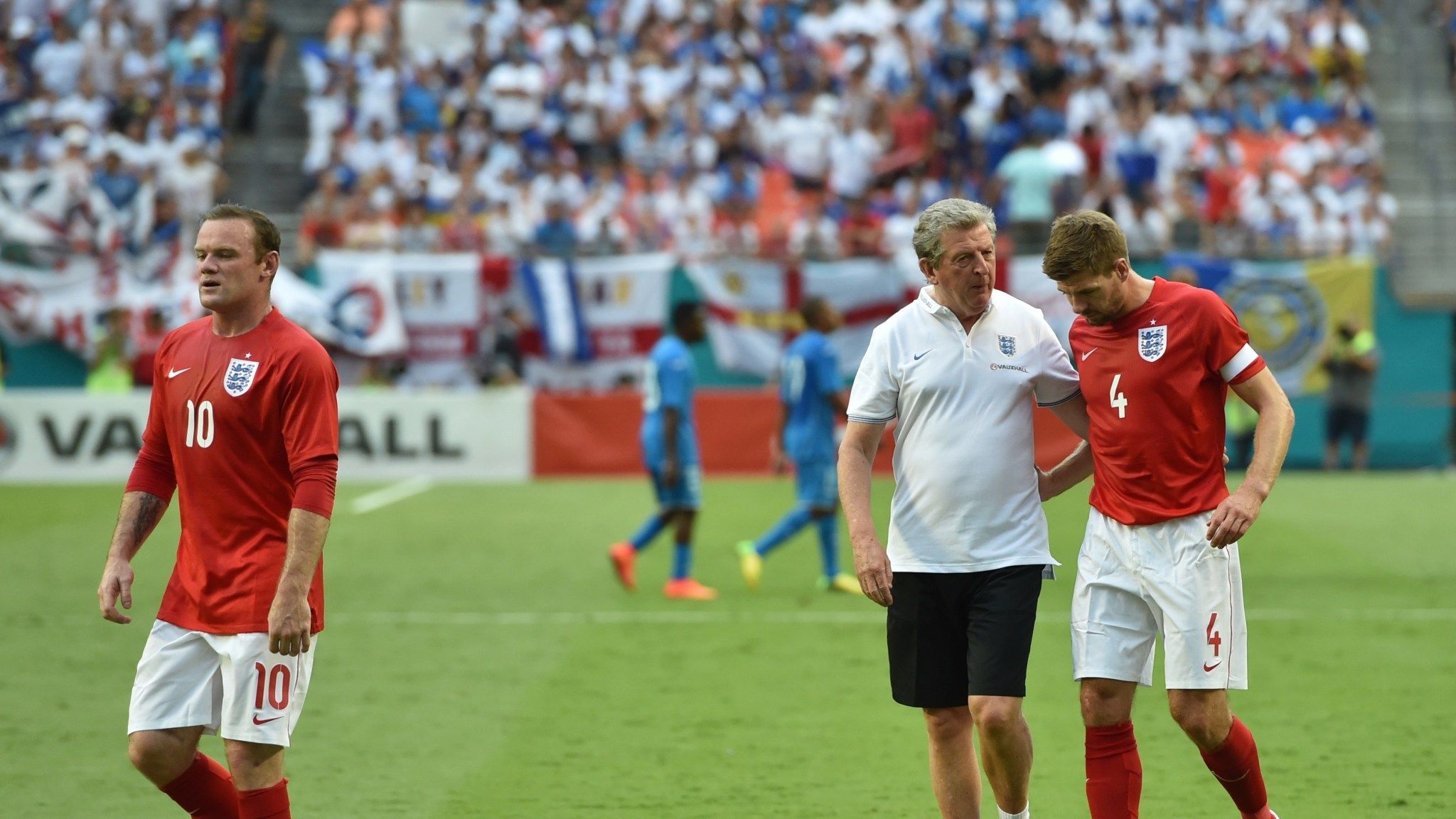 Steven Gerrard announces England retirement | Football News | Sky Sports