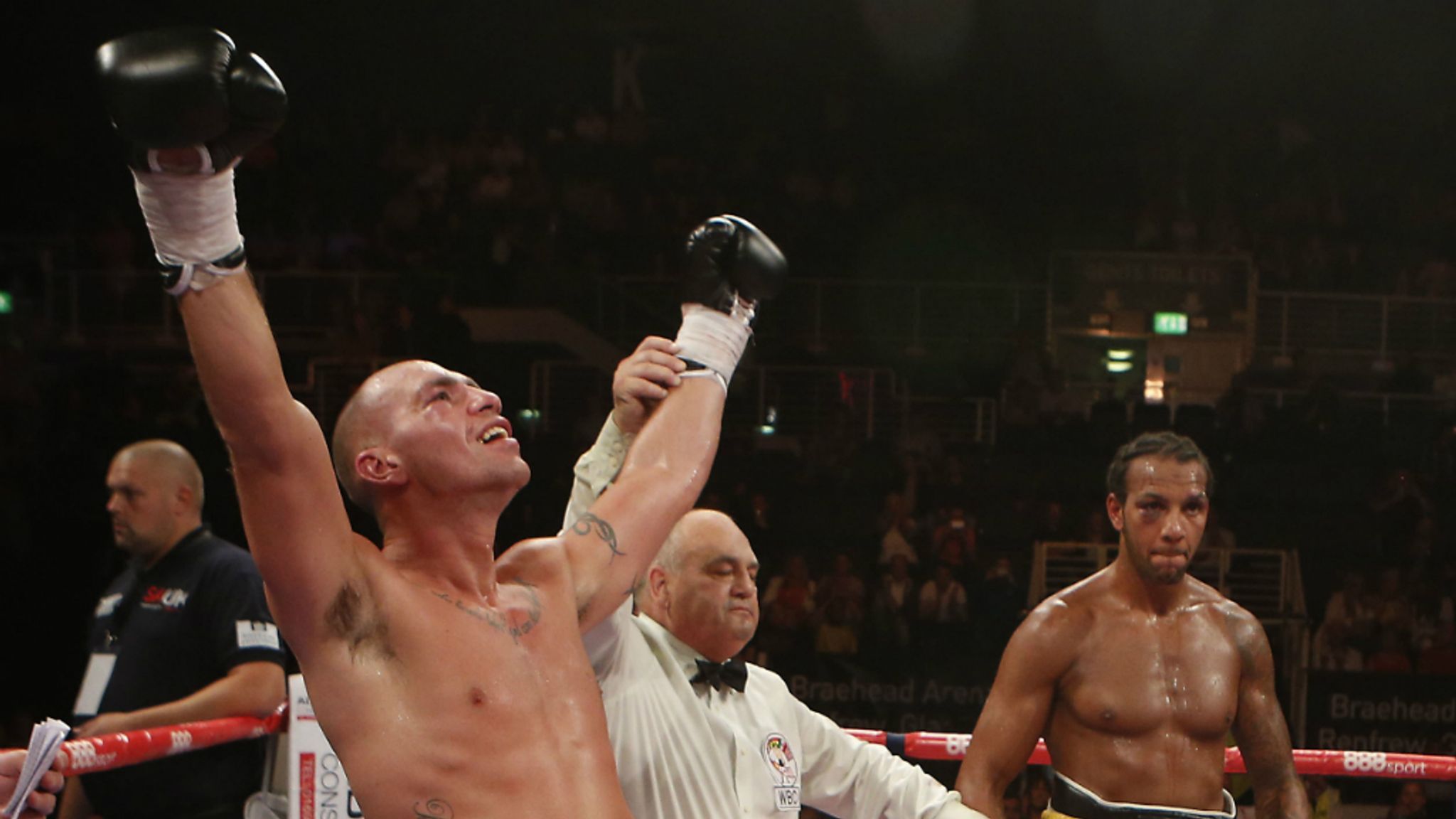 Stephen Simmons retains WBC International Silver Cruiserweight title ...