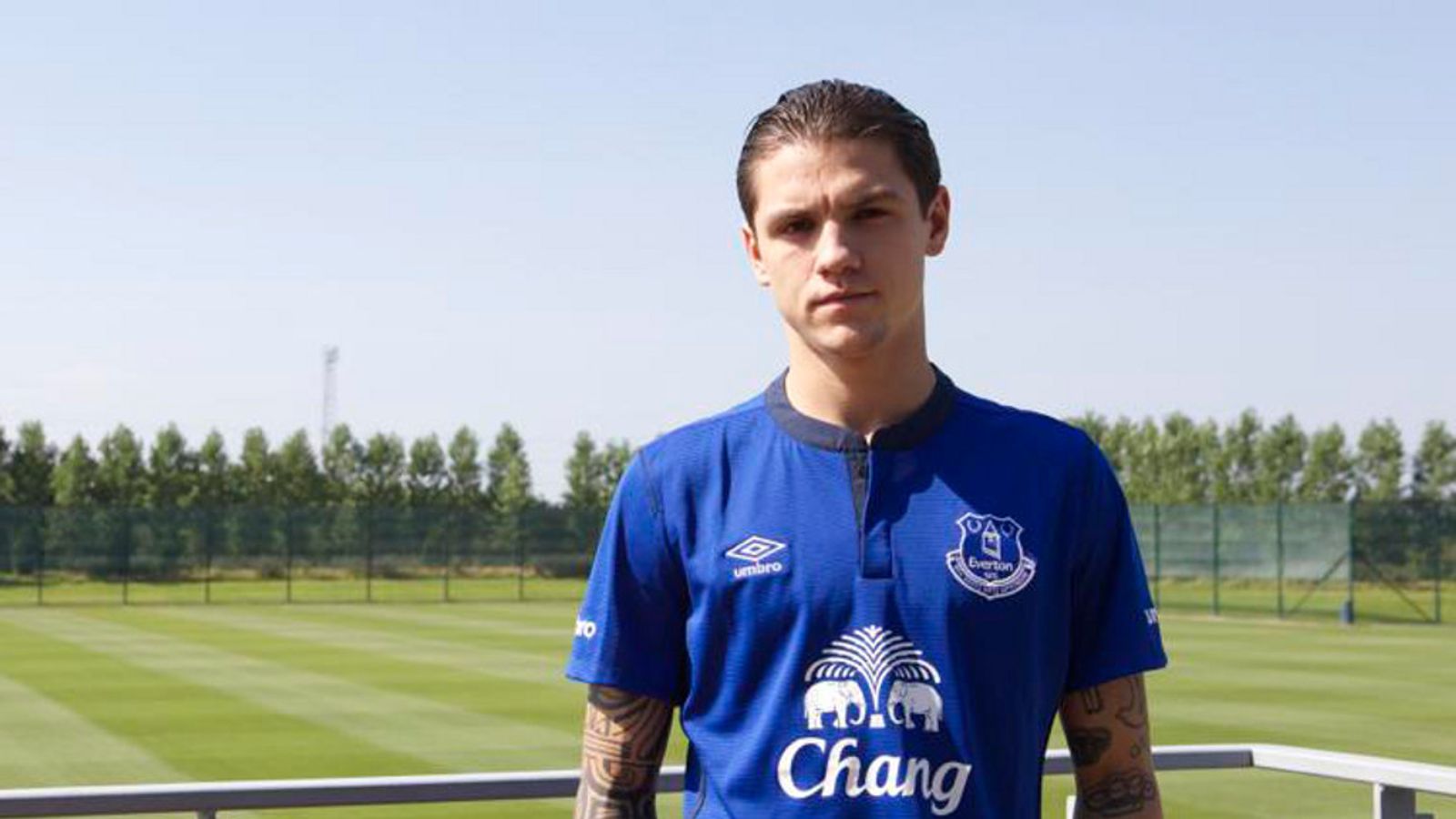 Premier League: Everton sign Muhamed Besic on a five-year deal from ...