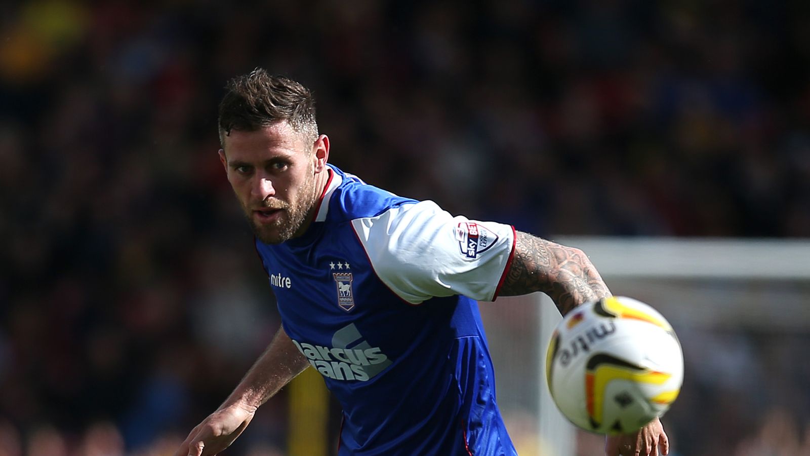 Transfer news: Ipswich striker Daryl Murphy signs new two-year deal at ...