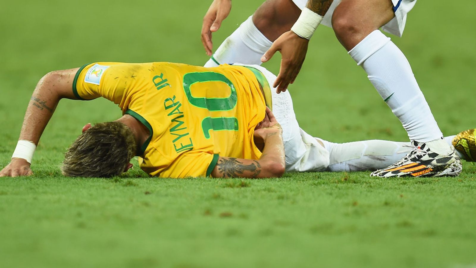 World Cup: Fred wants Brazil to win the trophy for injured Neymar ...
