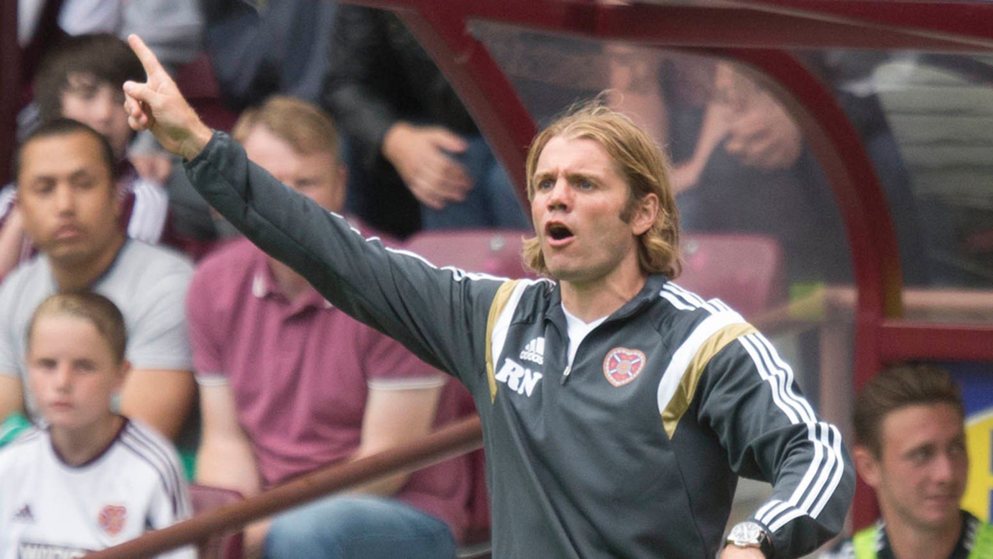Scottish Championship: Robbie Neilson claims August Manager of the ...