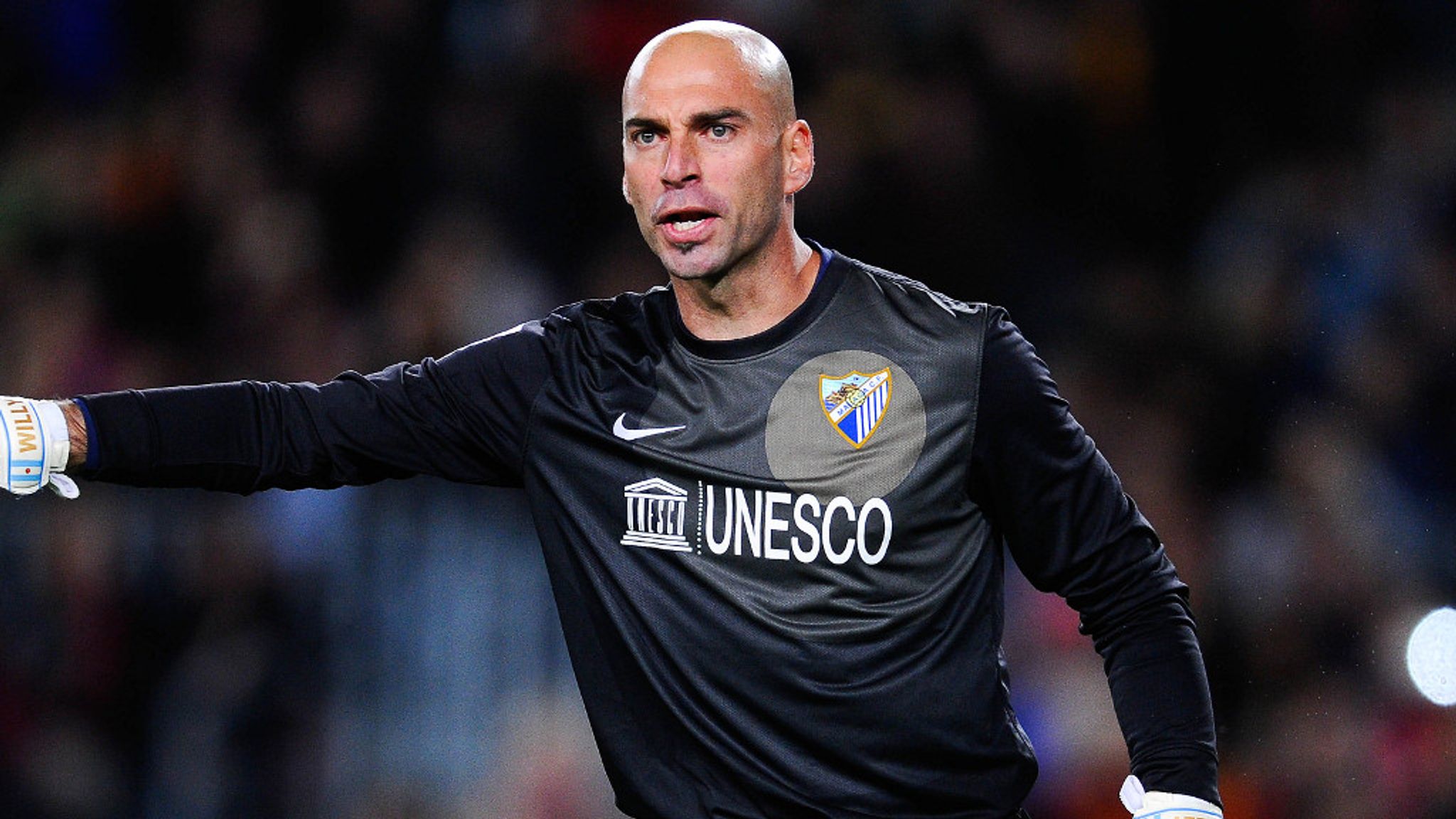 Transfer news: Manchester City sign goalkeeper Willy Caballero from ...