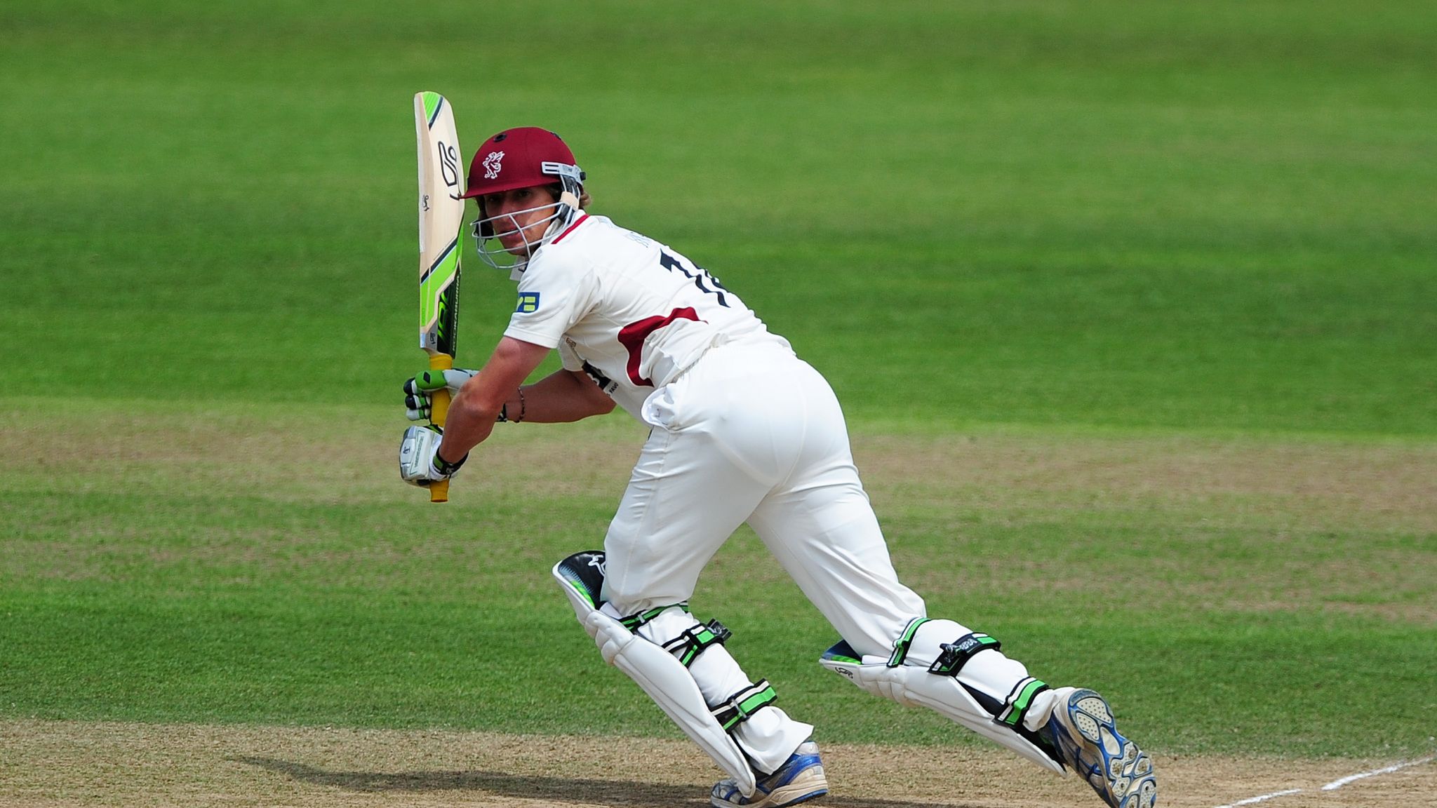 Division One: Somerset close on win; Steven Mullaney punishes Lancs ...