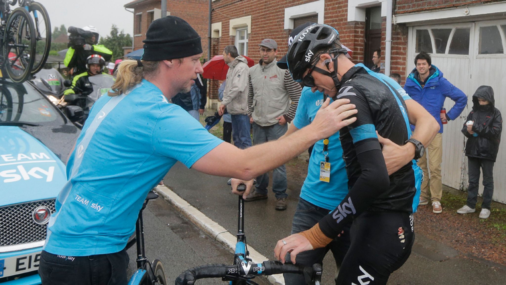 Tour de France: Chris Froome 'devastated' but insists quitting race was ...