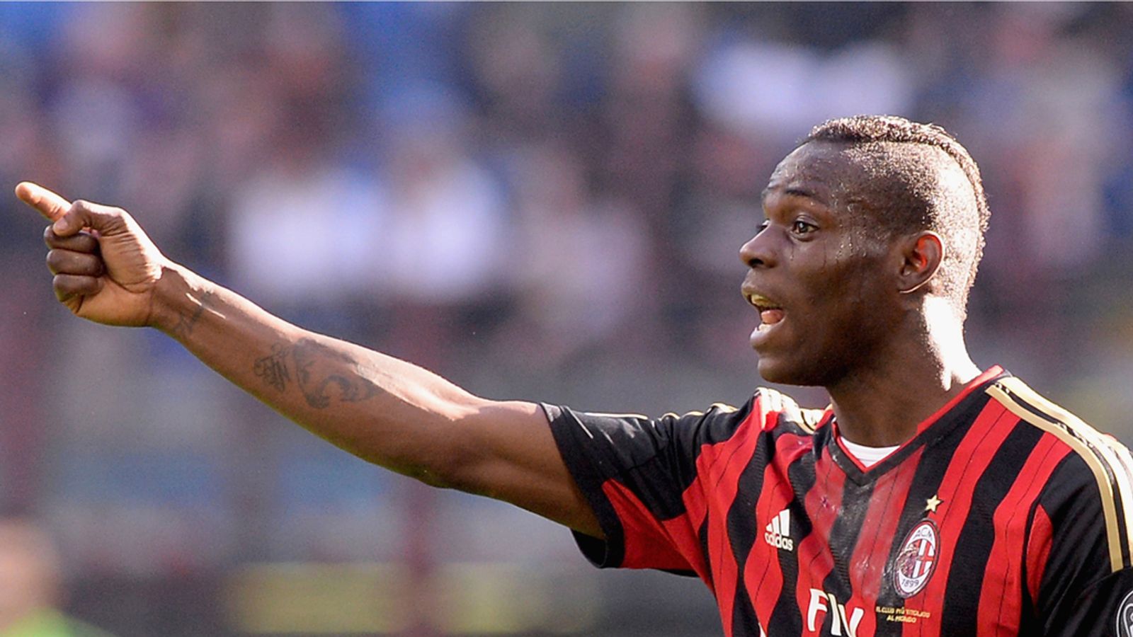 Transfer news: Mario Balotelli closes on Liverpool move as striker has ...