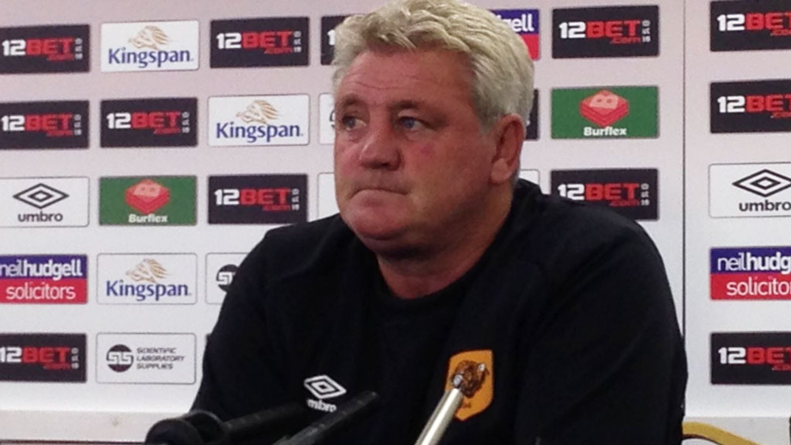 Premier League: Hull boss Steve Bruce looking for new striker to ...