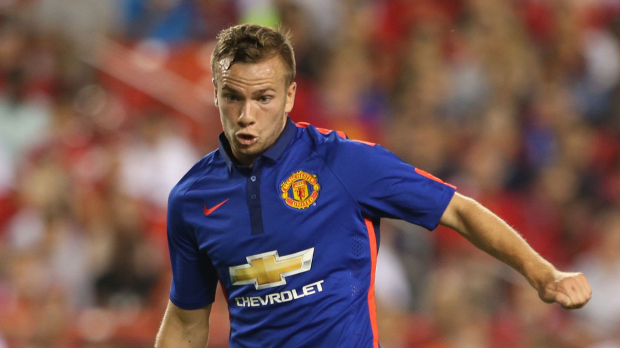 Transfer News: Hull City make bid for Manchester United midfielder Tom ...